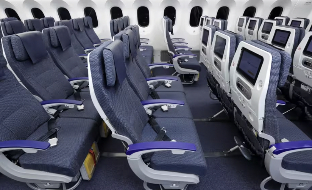 ANA シンガポール-成田 NH802エコノミークラス搭乗記！【シンガポール旅行記9】 | 糖質制限ダイエットとか陸マイラーとかいろいろやってみた